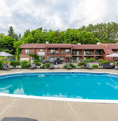 Hotel Saint Sauveur Hotel In Saint Sauveur Laurentians Near Mont